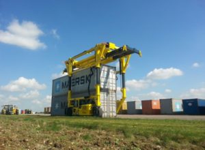 Containers - cost effective solution for handling containers - Combilift